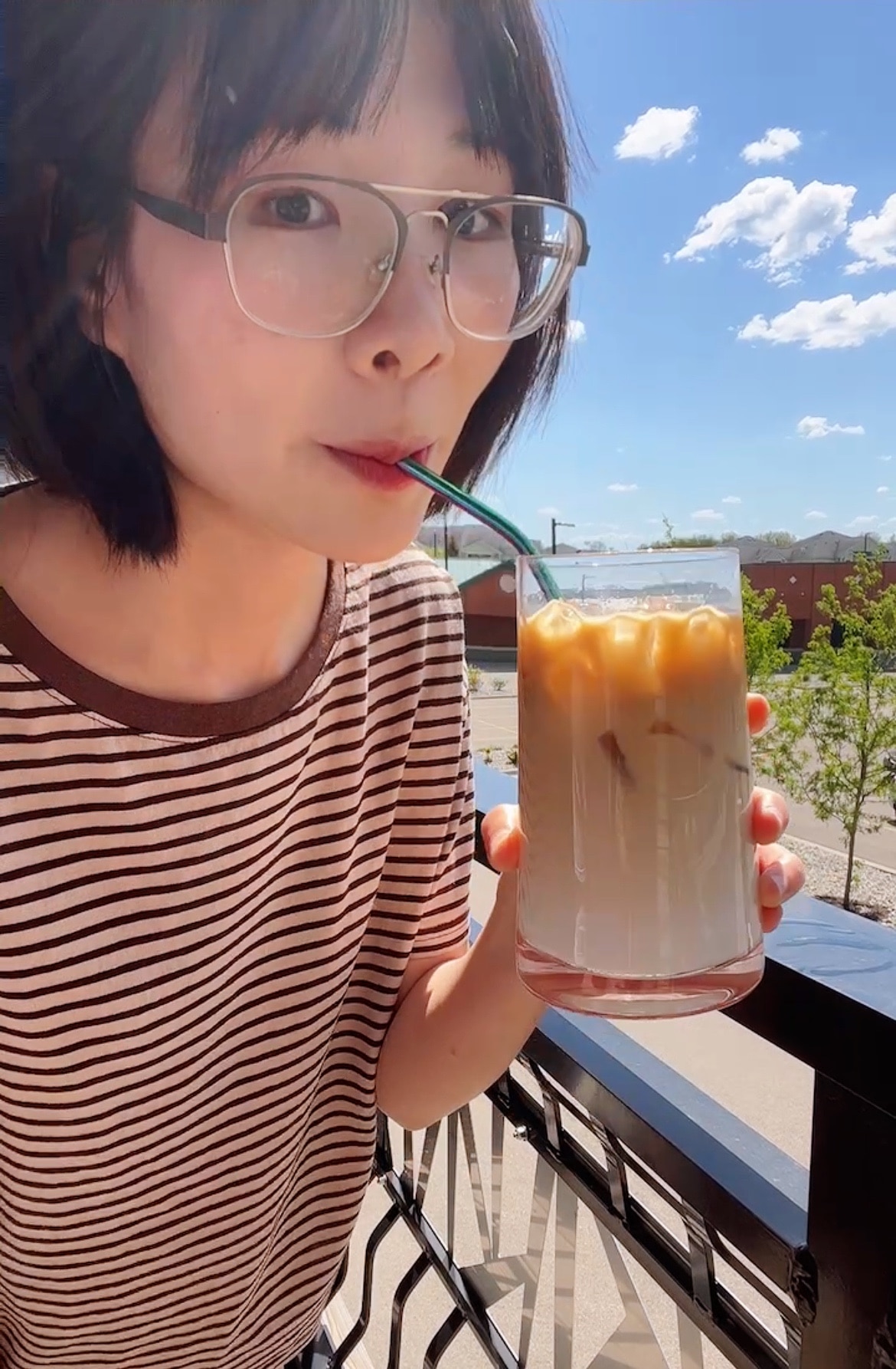 Iced latte with creamy freeze distilled milk | Tiktok Coffee Recipe