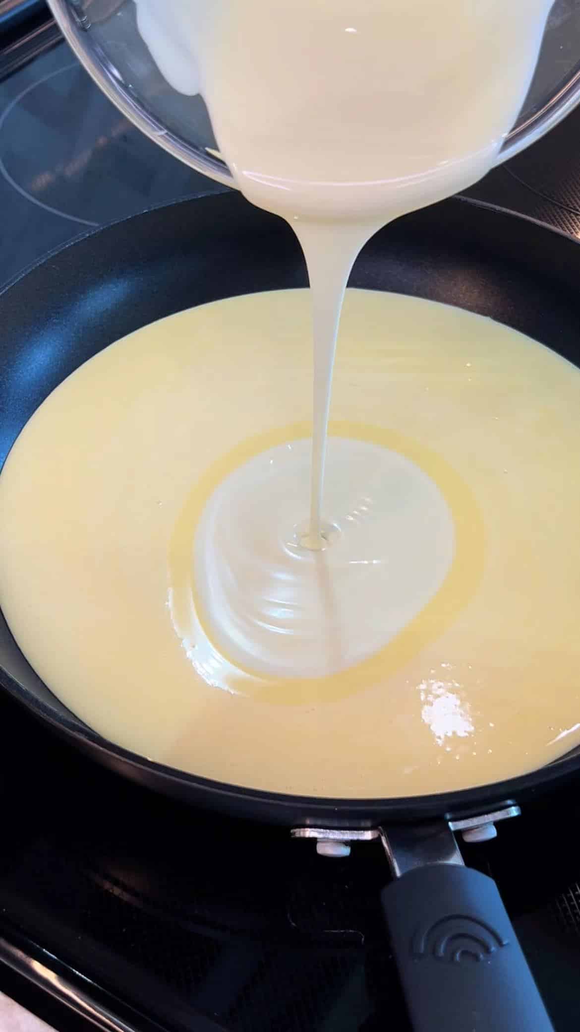 Snow Skin Mooncake Recipe - white strawberry chocolate filling