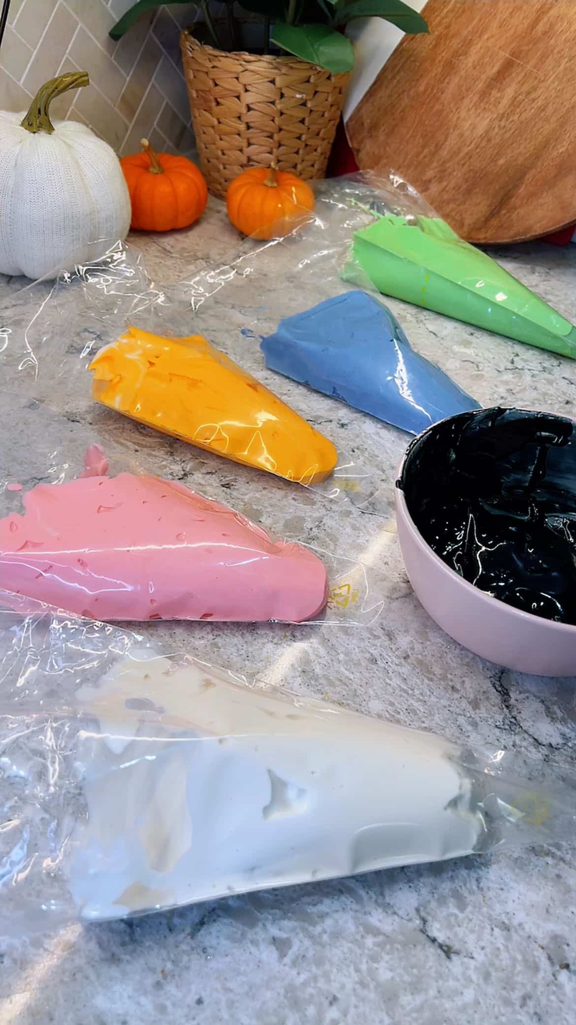 Meringue Cookies - Cute & Easy Halloween Candy Recipe