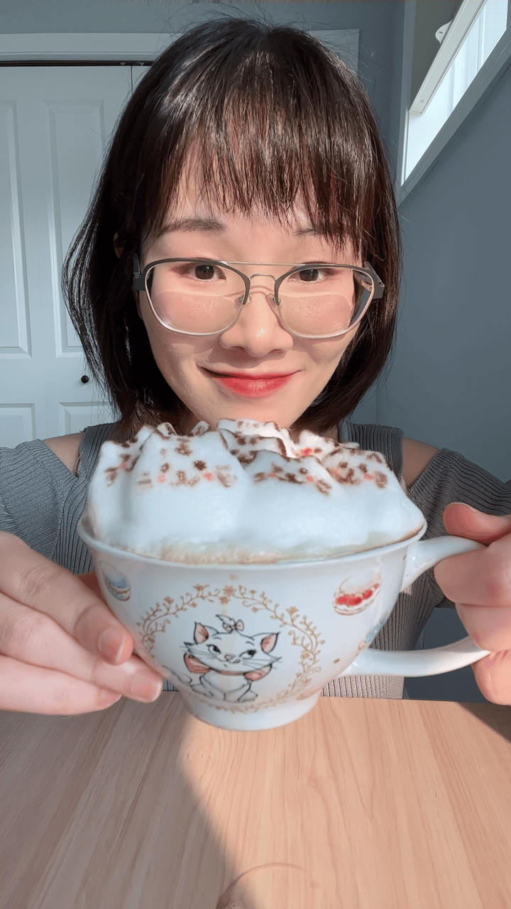 How to Make Latte Art - Easy 3d cat latte art with handheld frother