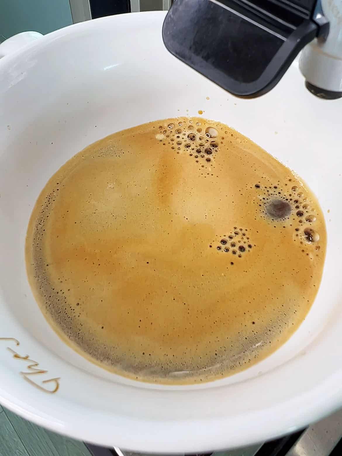 How to Make Latte Art - Easy 3d cat latte art with handheld frother