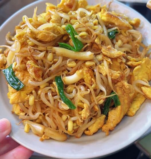 Bean Sprout Stir Fry with Eggs | Easy 10-minute Recipe with Video