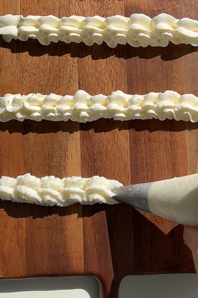 How to Make Heavy Cream with Milk and Gelatin